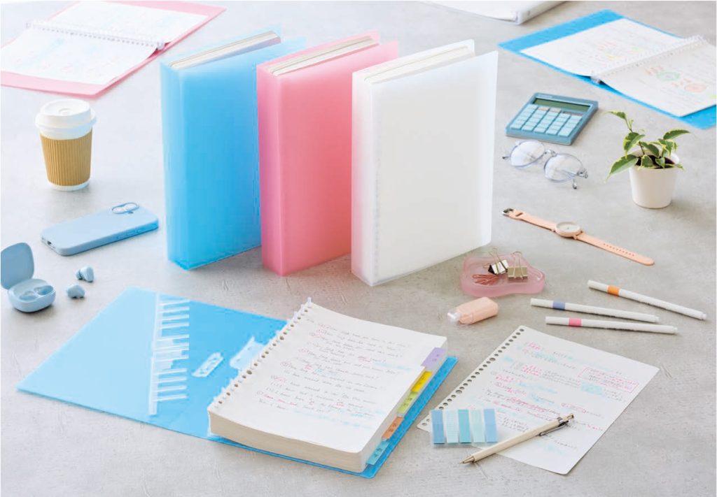 ルーズリーフの保存はこれ1冊で解決！ 大容量350枚収容できるバインダーが『FRIOR』(フリオール)シリーズで発売 - 株式会社リヒトラブ